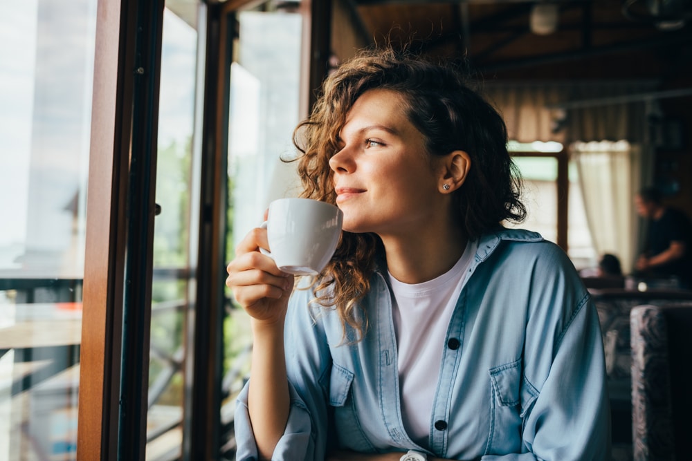 10 Signs Someone You Love is Hiding Drug Addiction | NDFW